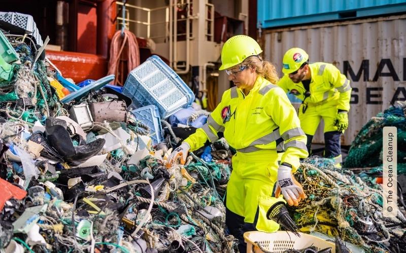 Doing good with your trash for: Cleaning up the Great Pacific Garbage ...